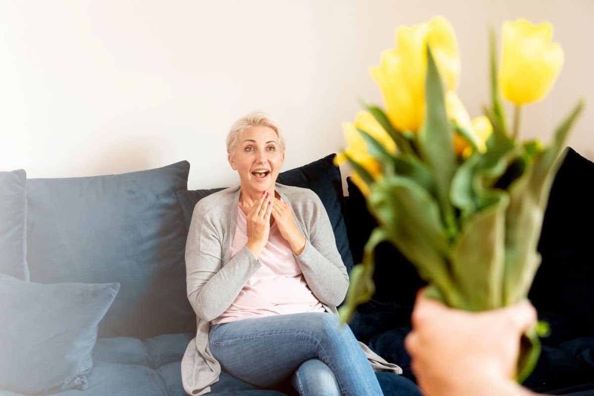 14 Best Flowers and Bouquets for Mother's Day | Florgeous