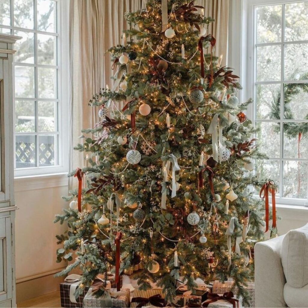 13 Rustic Farmhouse Christmas Tree Decorations for a Cozy Holiday Home ...