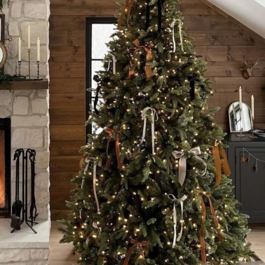 13 Rustic Farmhouse Christmas Tree Decorations for a Cozy Holiday Home ...