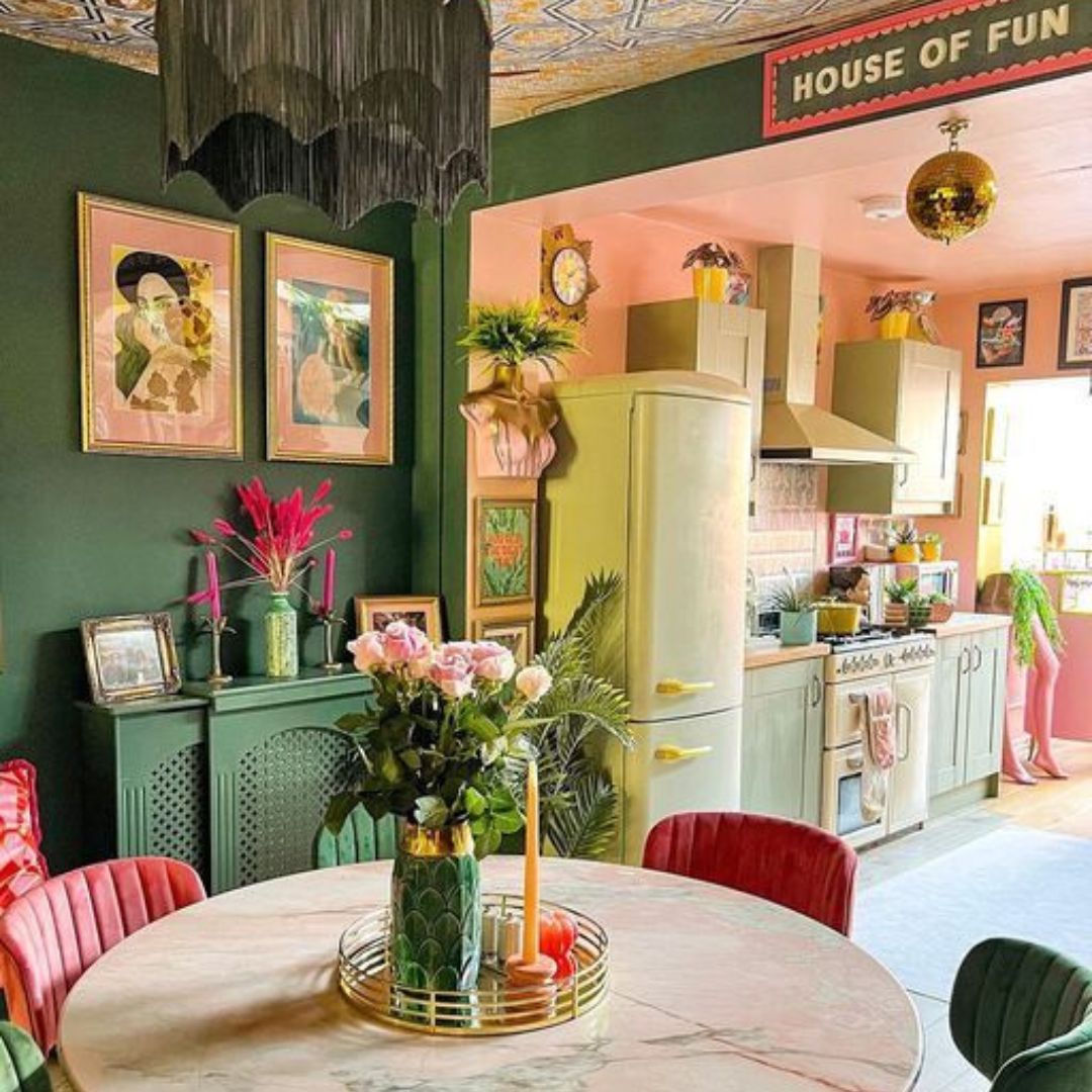 11 Vibrant Kitschy Kitchen Ideas: Transform Your Space with Retro Charm ...