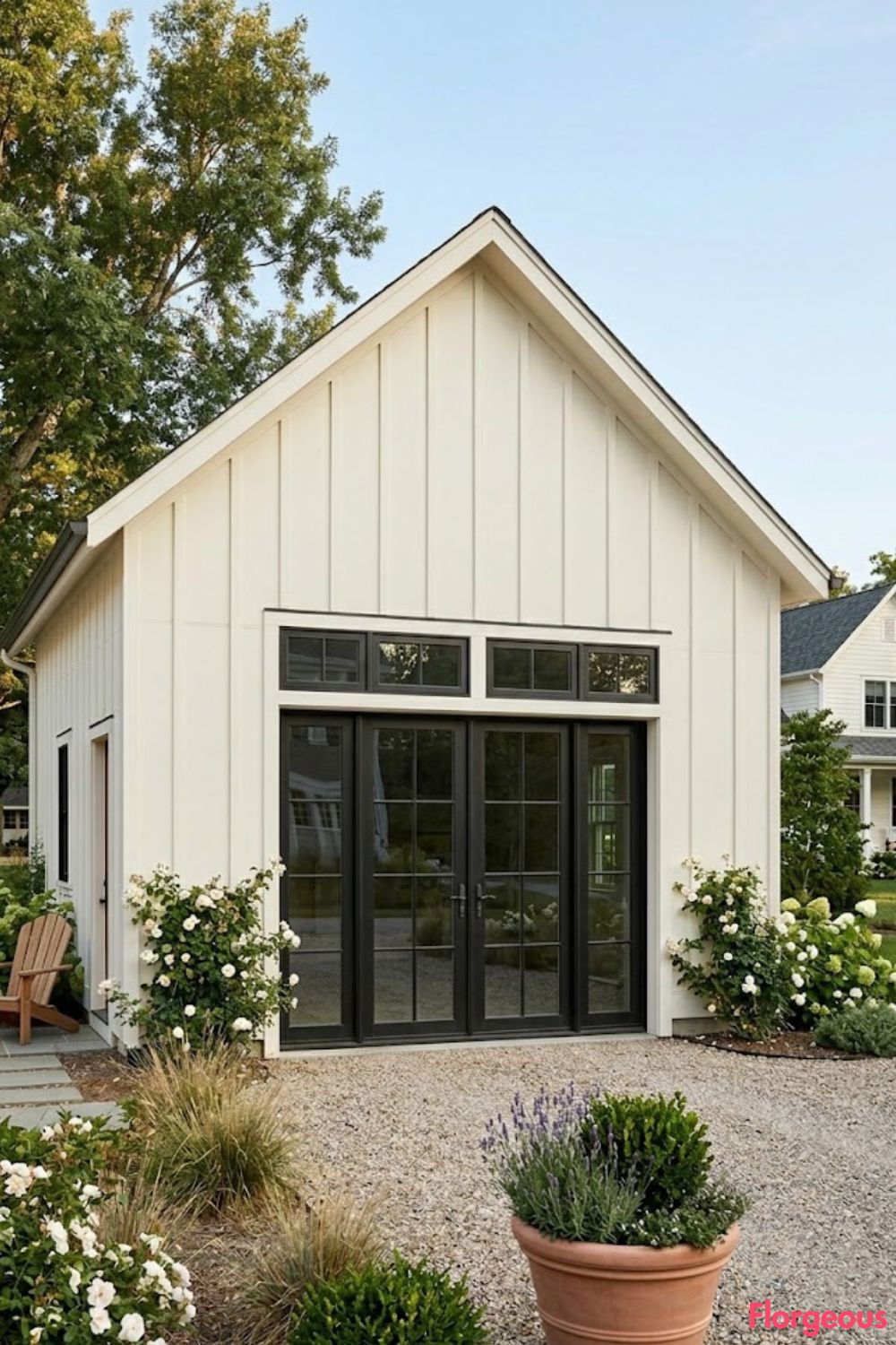 19 Modern Farmhouse Garage Exterior Design Ideas That Make Your Home ...